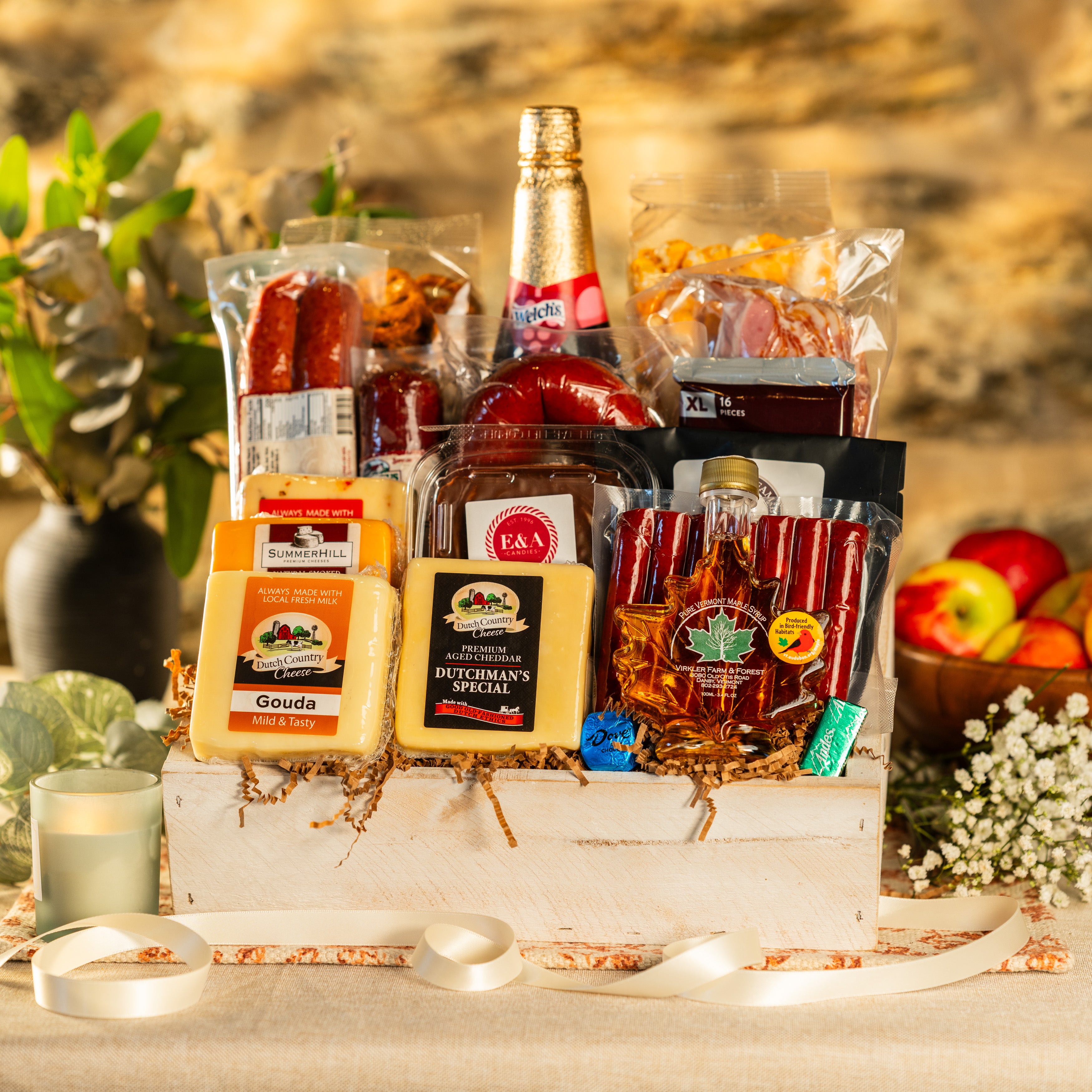 Dutch Delights Gift Crate – Dutch Country Gift Baskets